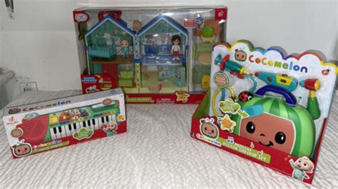 Cocomelon Deluxe Playhouse Pak Lot Of 3 4592411908