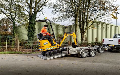 Electric Jcb Micro To Make Mighty Impact At Ehs