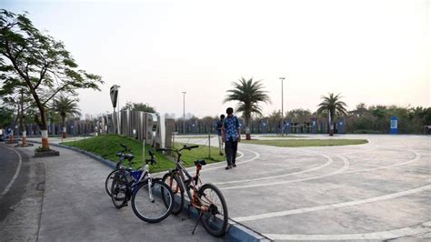 Navi Mumbai To Get Km Cycle Track Mumbai News Hindustan Times