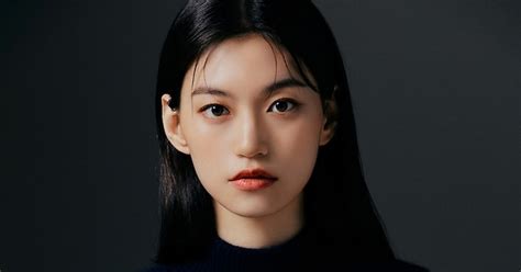 위키미키 김도연 영화 ‘아메바 소녀들과 학교괴담 개교기념일 지연 역 낙점