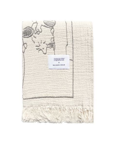 Peanuts Blanket Comic Flightschool Maison Deux Peanuts Blanket Comic Flightschool Maison Deux