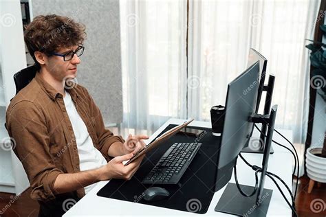 it developer reading online software development on document report