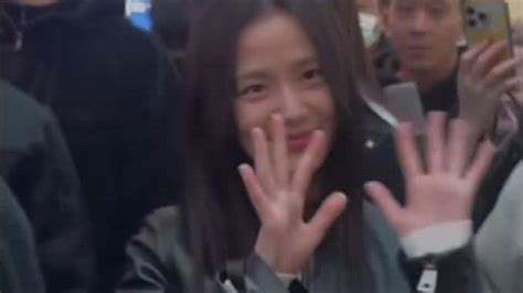 کیم جیسو در فرودگاه اینچئون ۲۰۲۴ نماشا