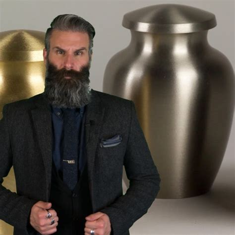 Article Urn Sex Toy News House 29 04 2015