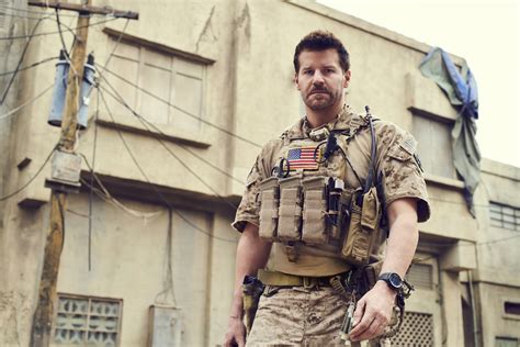 David Boreanaz Talks Getting the Balance Right on 'SEAL Team ...
