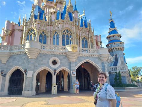 Florida Adventures Of A Groovy Couple