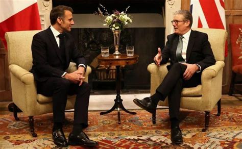 The Telegraph Макрон и Стармър преговарят за мироопазващи сили в Украйна