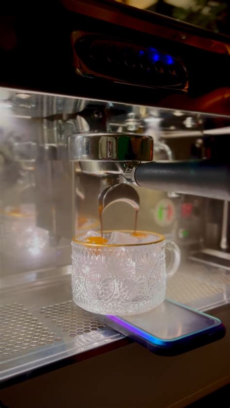 ‎کافه میم ☕️‎ ‎هر اشتباهی که تو زندگیت کردی؛ به احتمال زیاد در لحظه