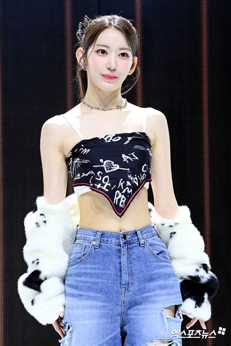 르세라핌 사쿠라 꽃미모의 앙큼한 냥쿠라 엑s Hd화보