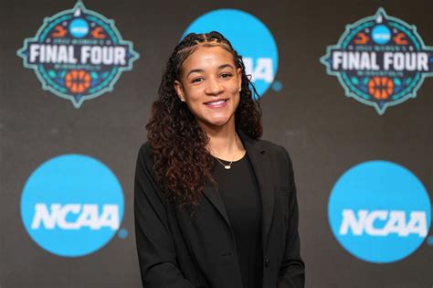 Photos Buford Grad Andraya Carter Shines With Espn Sec Network