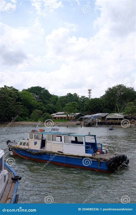 Pulau Ubin Singapore 21 01 19 Wooden Pulau Ubin Island Tourist Information Board With