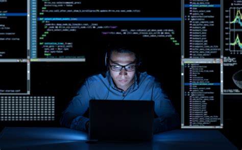 Nên học lập trình C Java hay Python