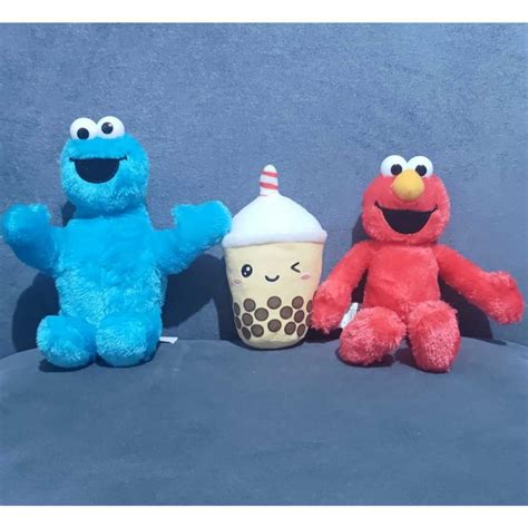 Sesame Street Friends Usa Elmo And Cookie Monster Plush Shopee Singapore