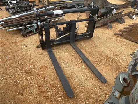 Jcb Fork Assembly W Drop Fork Coupler Jm Wood Auction Company Inc