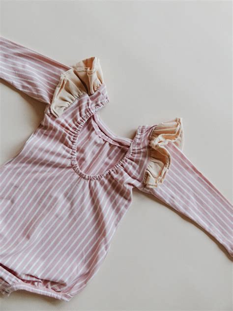 long flutter sleeve leo bubblegum stripe deliahs boutique