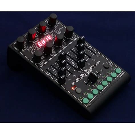 FADERFOX UC USB MIDI Controller Reverb UK