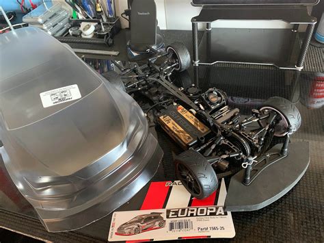 Awesomatix A800FX Bodyshell Installation