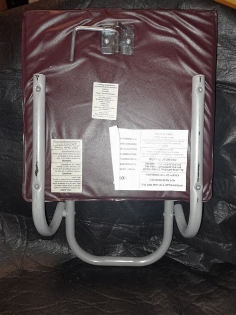 The Stadium Chair Stadium Seatschairs Academy Sportsoutdoors Maroon