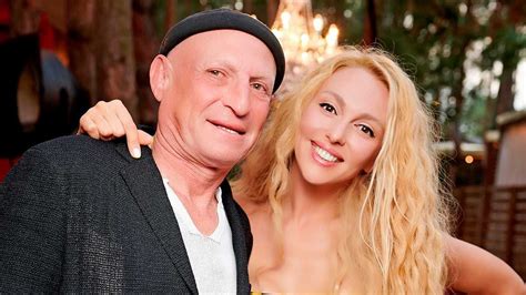 Оля Полякова розповіла як познайомилася зі своїм чоловіком Вадимом