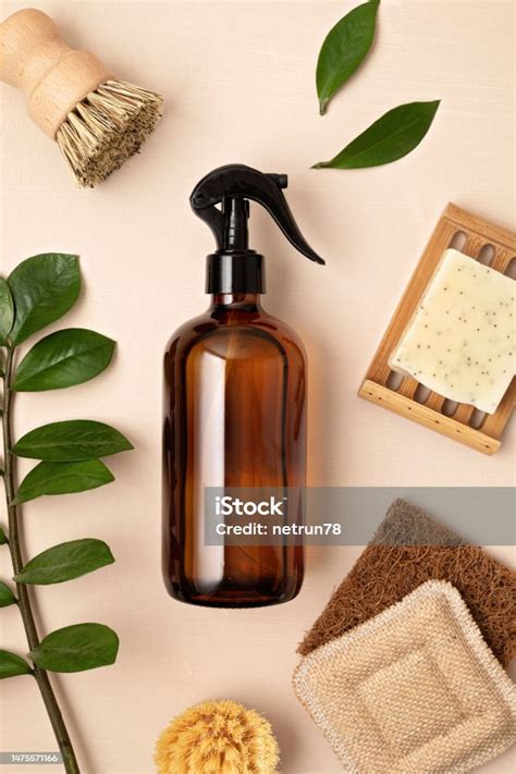 집 청소 비 독성 천연 제품 폐기물 제로 지속 가능한 라이프스타일 0에 대한 스톡 사진 및 기타 이미지 0 Friendly Match 가정 생활 Istock