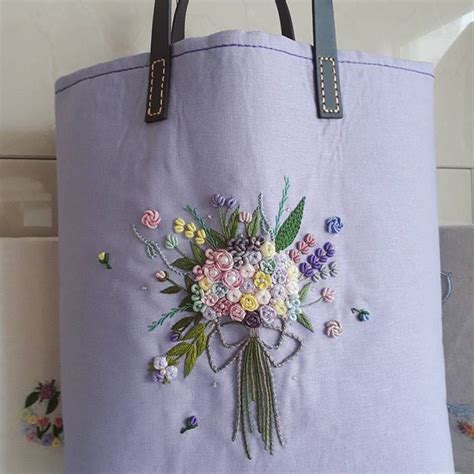 라일락 꽃다발 자수가방 프랑스자수 자수타그램 Embroider 아름동 세종프랑스자수 취미생활 범지기마을 손바느질 핸드메이드 กระเป๋า ลายปัก