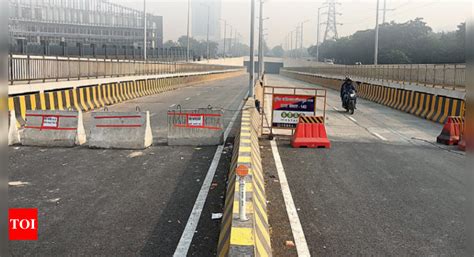 Underpass A Year Late 4 Lane Underpass Near Amity Univ Is Now Open