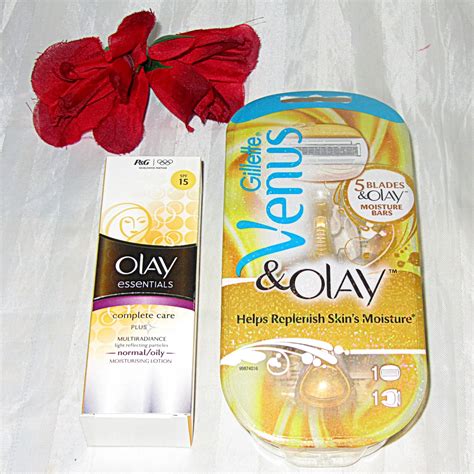 Review Of Venus And Olay Five Blade Razor And Olay Essentials Momscribe