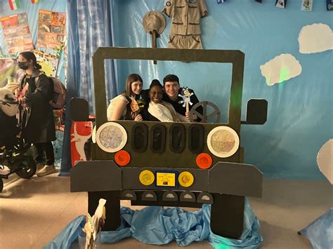 Bellmore Merrick Schools John F Kennedy High School Holds Prom With