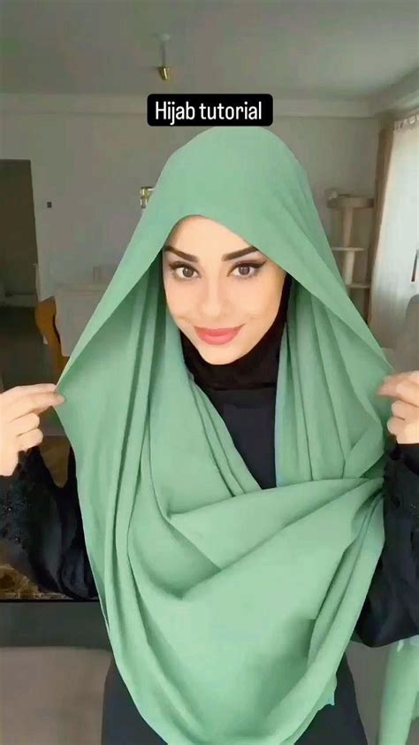 Khairun Zen on Instagram: "#hijabtutorial #fashion #beauty" [Vidéo] [Vidéo] en 2024 | Tutoriel ...