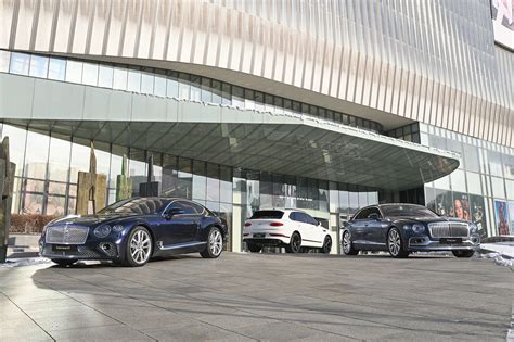 벤틀리 서울 천안 갤러리아 센터시티서 고객 시승 및 전시 행사 진행 벤틀리 부산