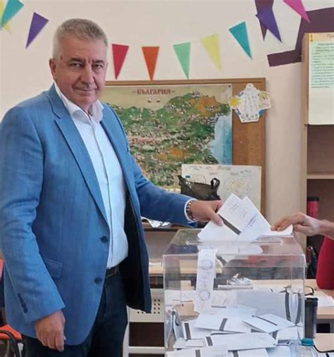 Мариян Костадинов Гласувайте Гласувайте за себе си и за децата си Gabrovo News