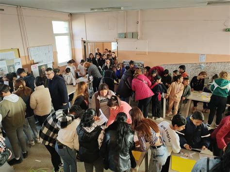 „На Апостола с любов и признателност“ в ОбУ „Пенчо Славейков“ Читалище Съвременник 1986 град