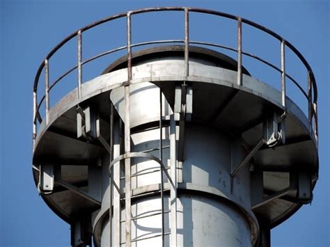 무료 사진 굴뚝 공장 가스 잘 정유 공장 기술 타워 산업 파이프