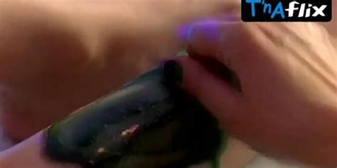 Maria Esteve Sexy Scene In Nada En La Nevera