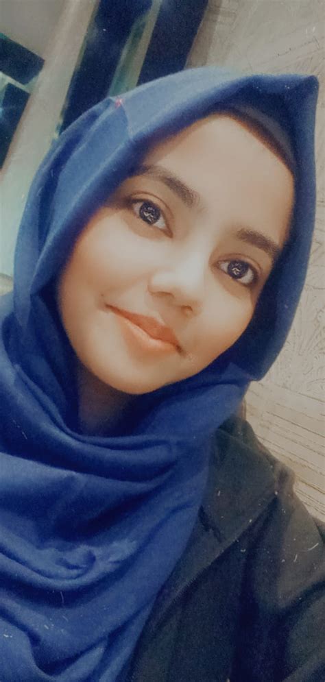 zarmina haroon medium