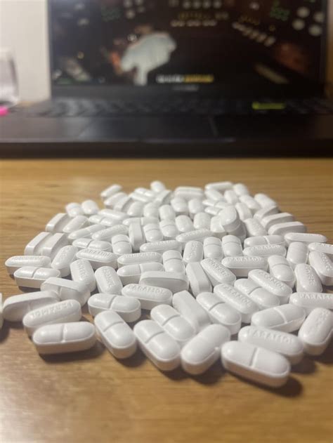 Codeinemorphine Rcodeine