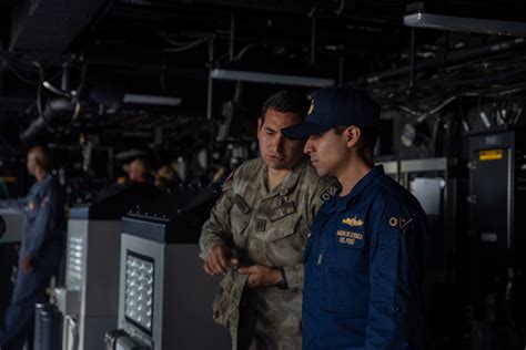 Dvids Images Uss Arlington Lpd 24 Participates In Unitas 2025