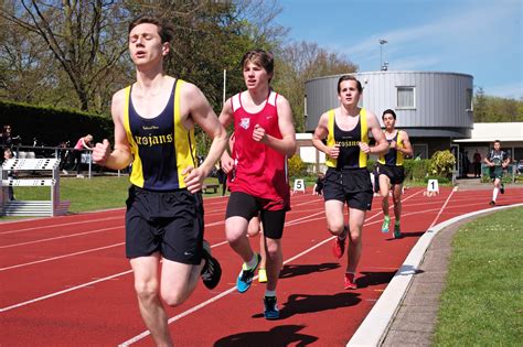 무료 이미지 선로 운영 달리는 사람 금연 건강 증진 협회 경주 경쟁 네덜란드 헤이그 국제 노동자 동맹 여자애들 엠 미국 사람 소년들 50 학교