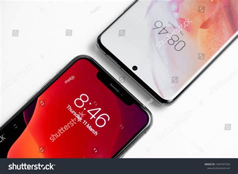 Apple Vs Samsung Images Stock Photos Vectors Shutterstock