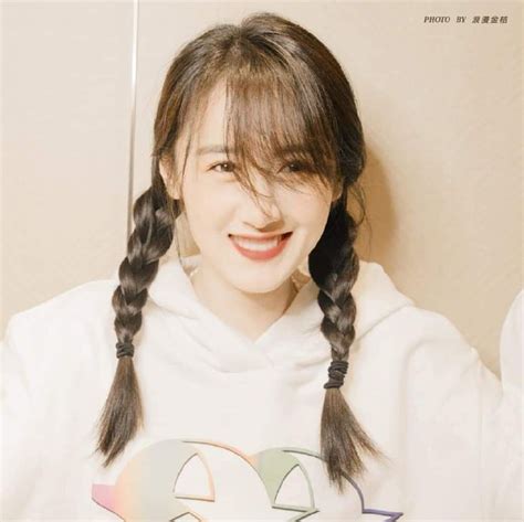 Pin By Lorna Sadorra On Cheng Yi Yuan Bing Yan Actresses Yan