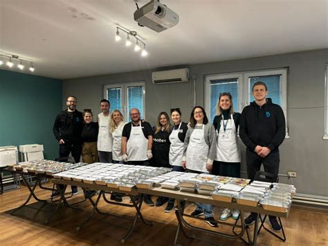 Btobet On Linkedin Retweetameal ретвитниоброк Givingback Community Kindnessinaction