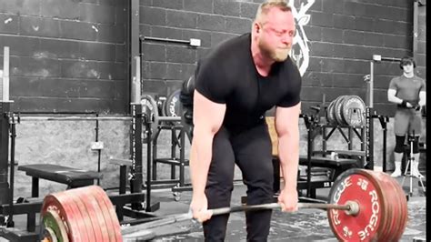 A Conventional Deadlifter Is Rising To The Top Youtube