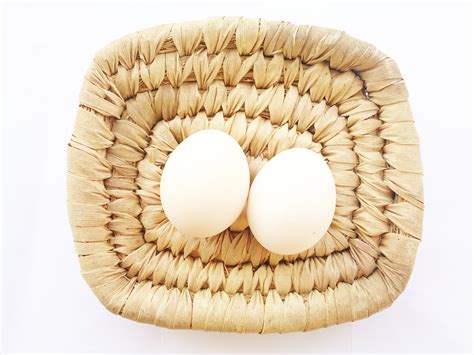 무료 이미지 목재 화이트 뿔 식품 생기게 하다 두 가구 바구니 원 달걀 4128x3096 926386 무료 이미지 Pxhere