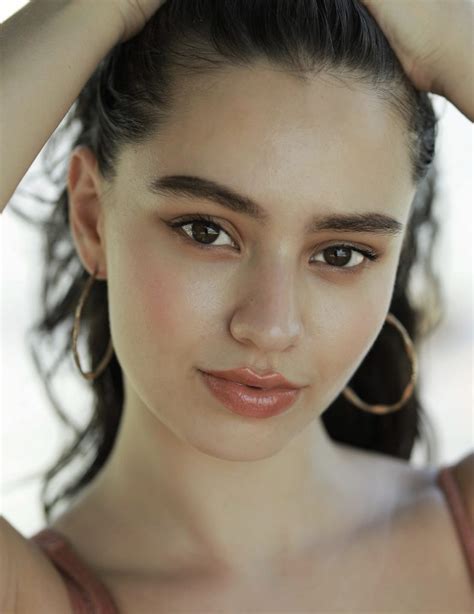 Molly Dee Chase Looks London Models