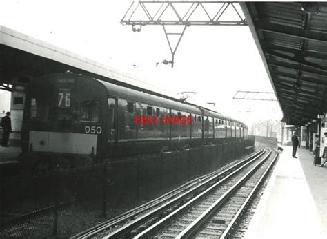 Photo Class 306 3 Car Emu No 050 Later No 306 050 At Stratford On A
