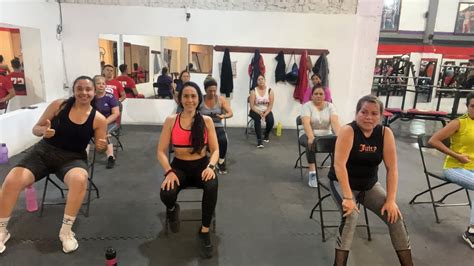 15 Minutos De Ejercicios Para Abdomen Con Silla Acaba Con La Panza Y