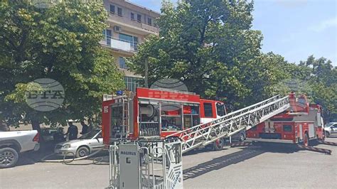 Мъж на 33 години е с опасност за живота след пожар в апартамент в Раднево Утро