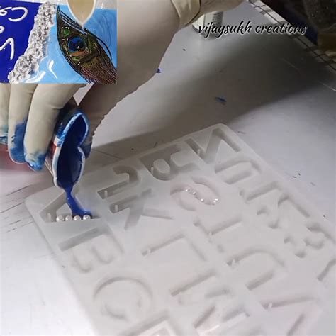 Epoxy Resin Art Craft Alphabets And Numbers Keychains 💙🤍 ️ Youtube