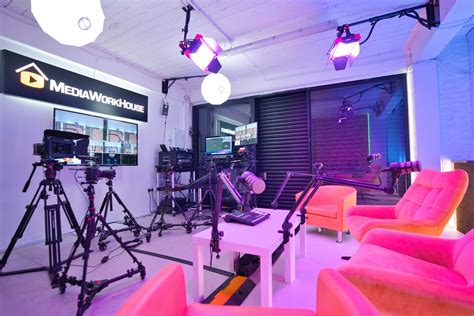 Podcast Studio - MediaWorkHouse