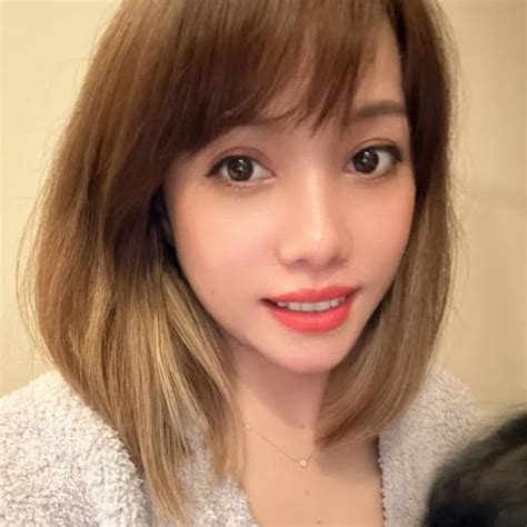 楊覲卉 Ruby 04100 • Threads Say More